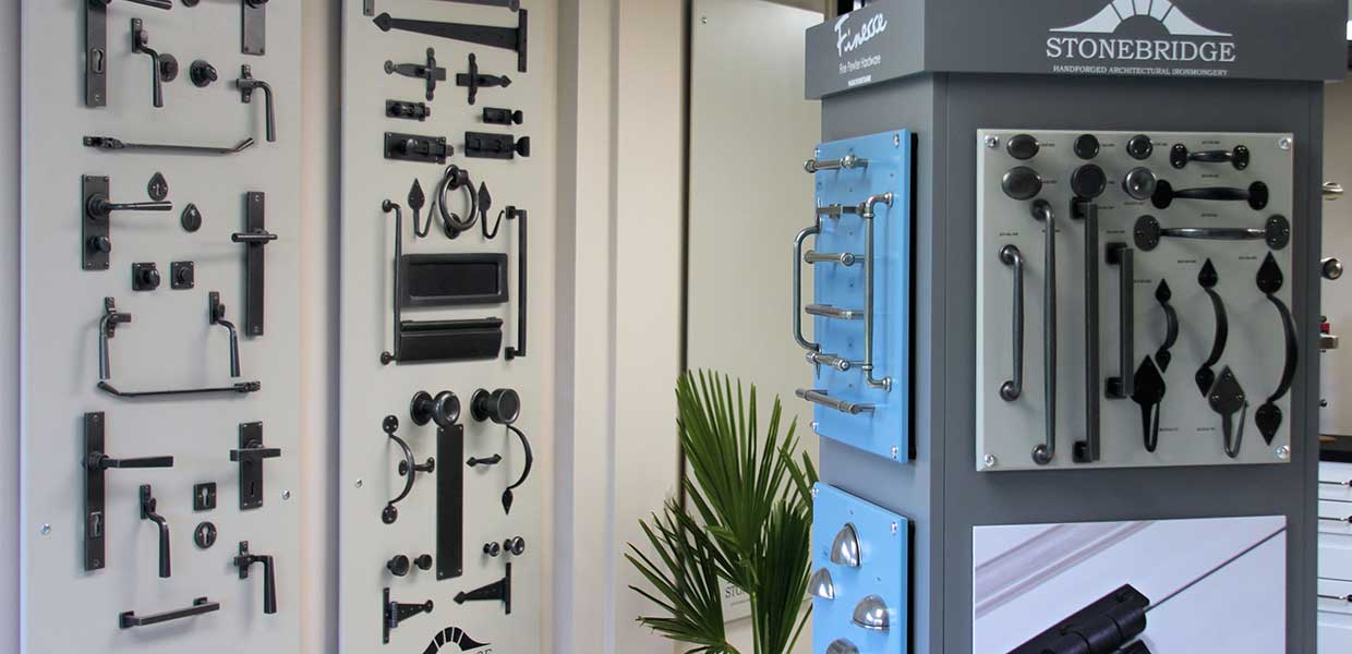 Stonebridge | Modern and Traditional Door Handles and Hardware